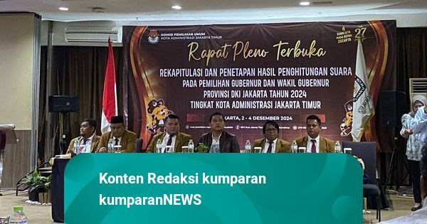 KPU Jakarta Timur Mulai Rekapitulasi Suara Pilgub Jakarta | kumparan.com